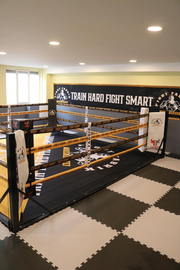 fight-fabrik.com – GEMEINSAM BRINGEN WIR DICH ANS ZIEL